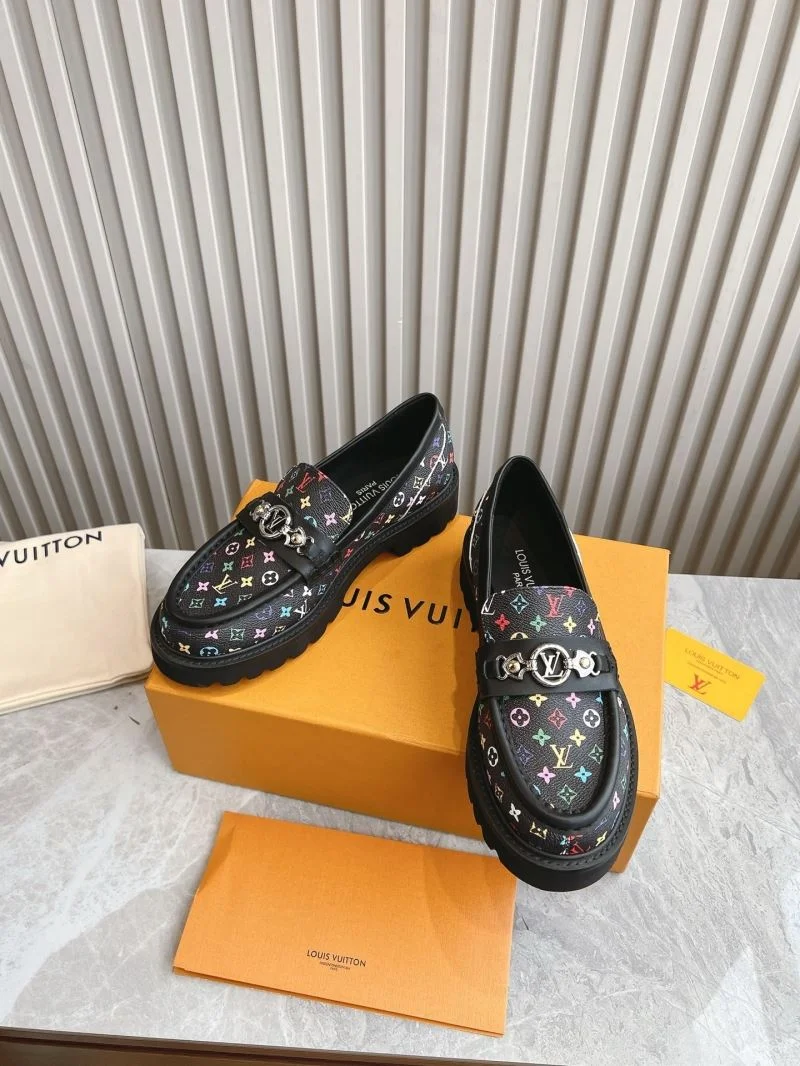 Louis Vuitton Low Shoes