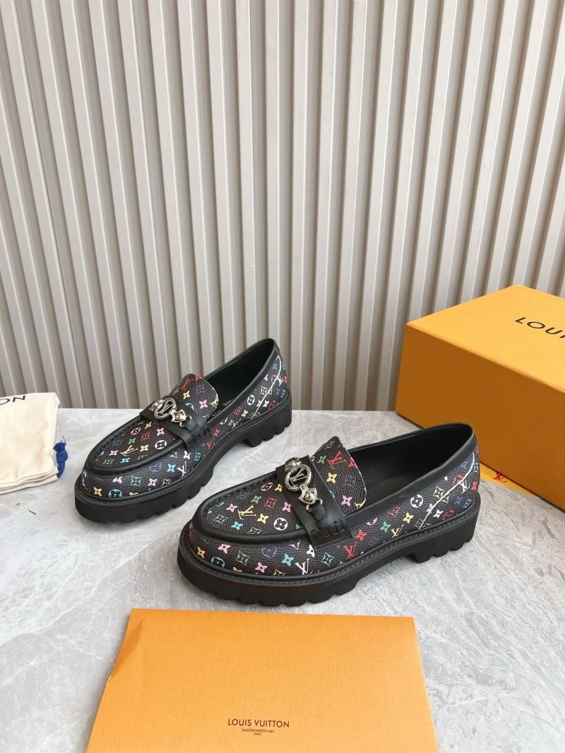 Louis Vuitton Low Shoes