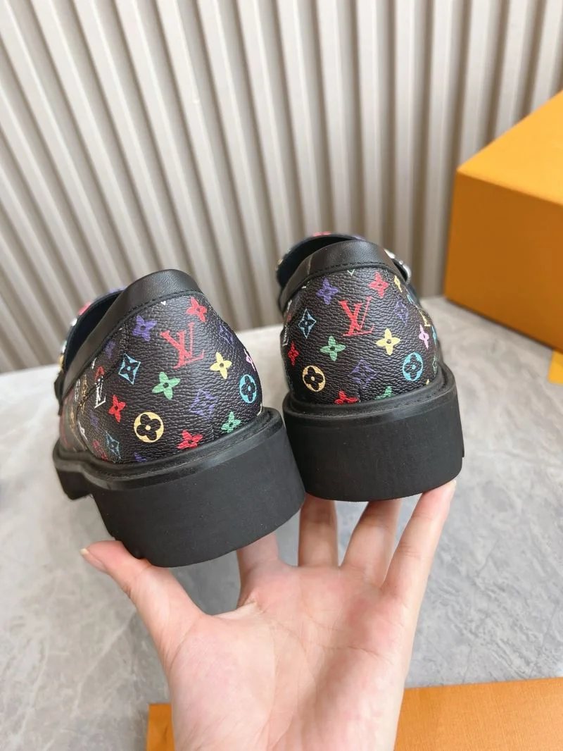 Louis Vuitton Low Shoes