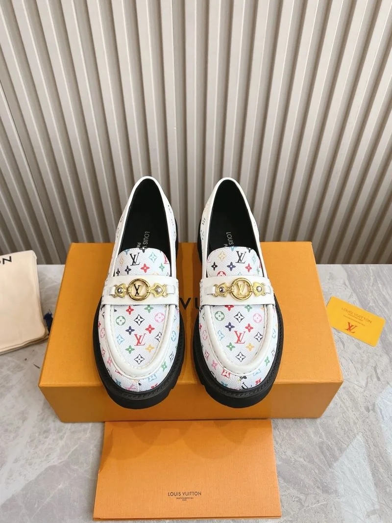 Louis Vuitton Low Shoes