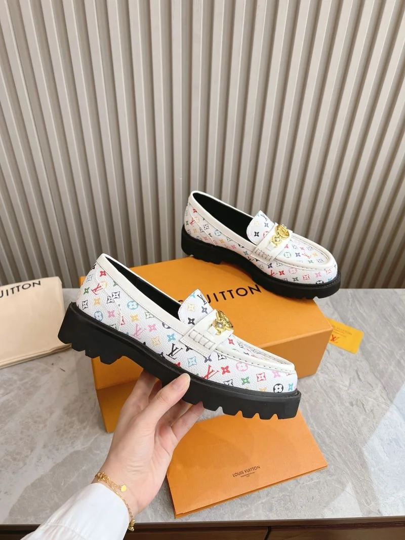Economical Louis Vuitton Low Shoes