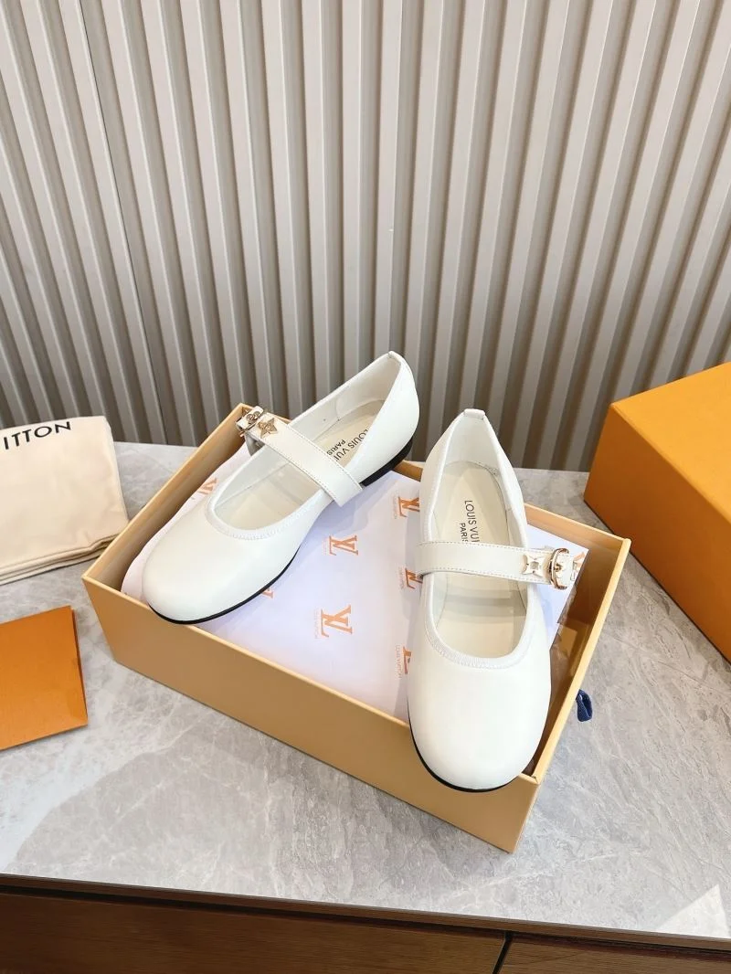 Value-priced Louis Vuitton Low Shoes
