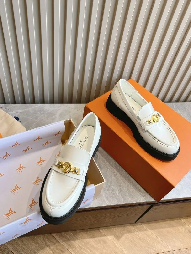 Mirror quality Louis Vuitton Low Shoes