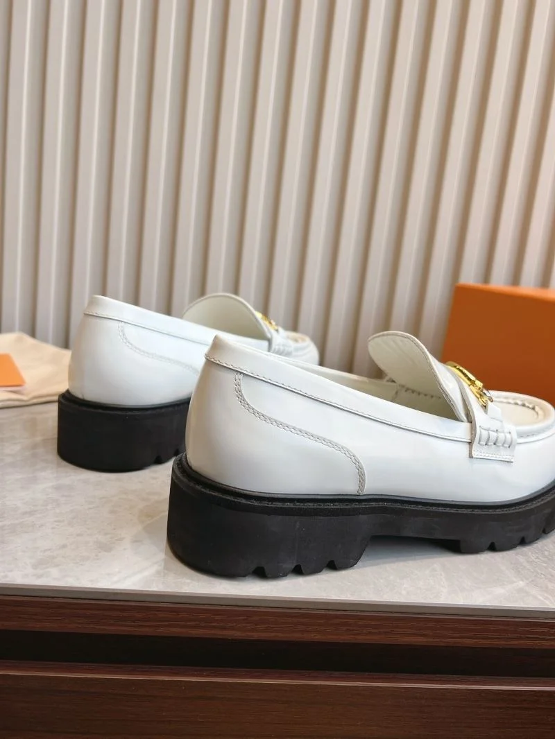Mirror quality Louis Vuitton Low Shoes