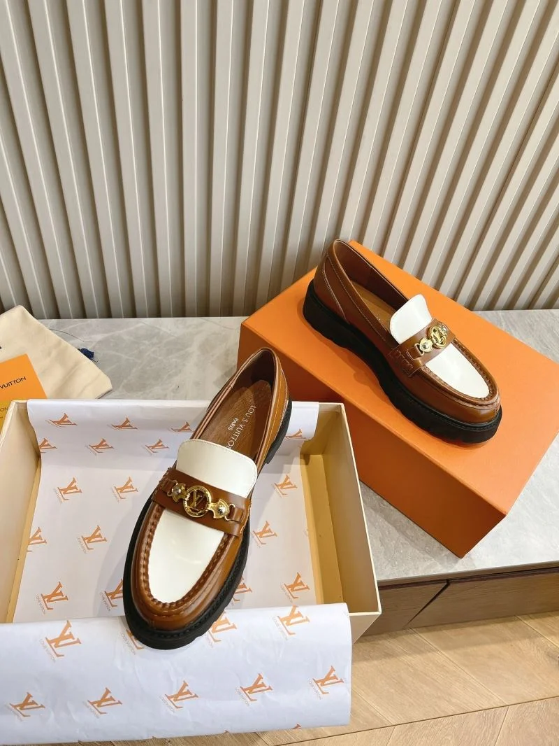 High fidelity Louis Vuitton Low Shoes