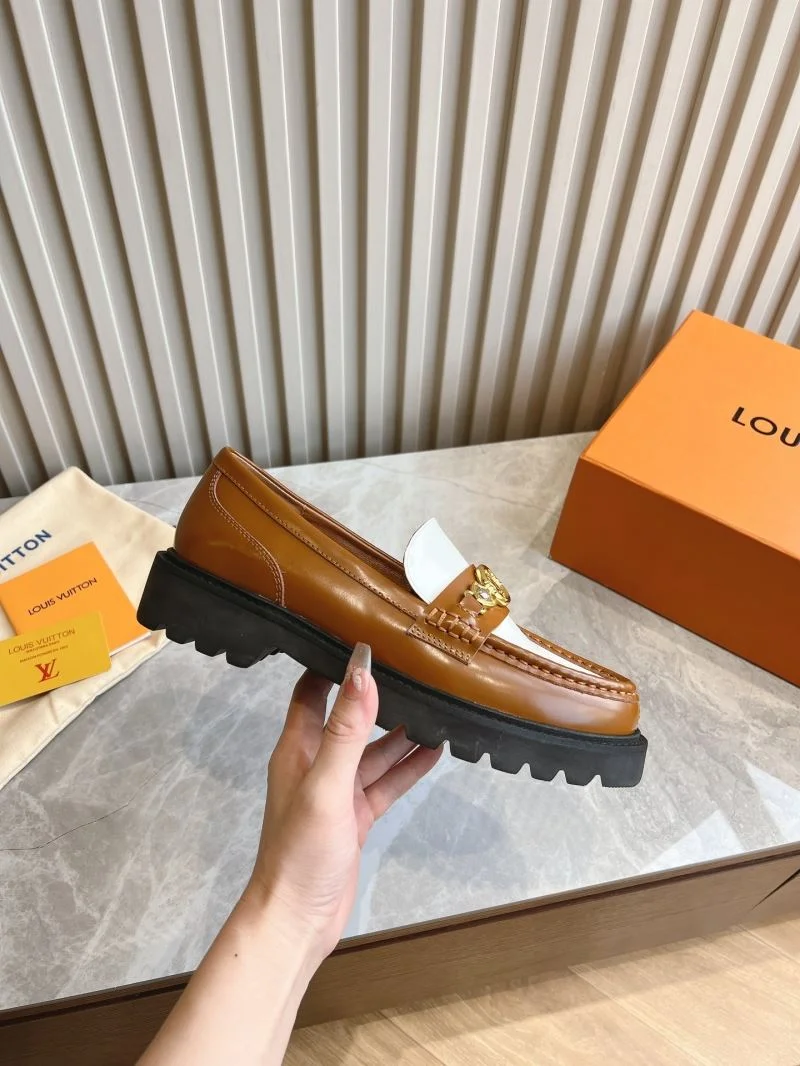 High fidelity Louis Vuitton Low Shoes
