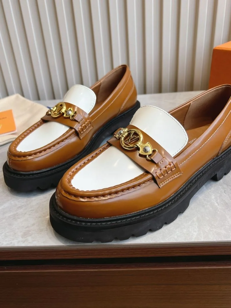 High fidelity Louis Vuitton Low Shoes