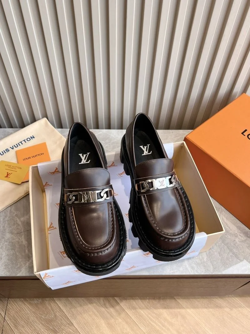 Louis Vuitton Low Shoes