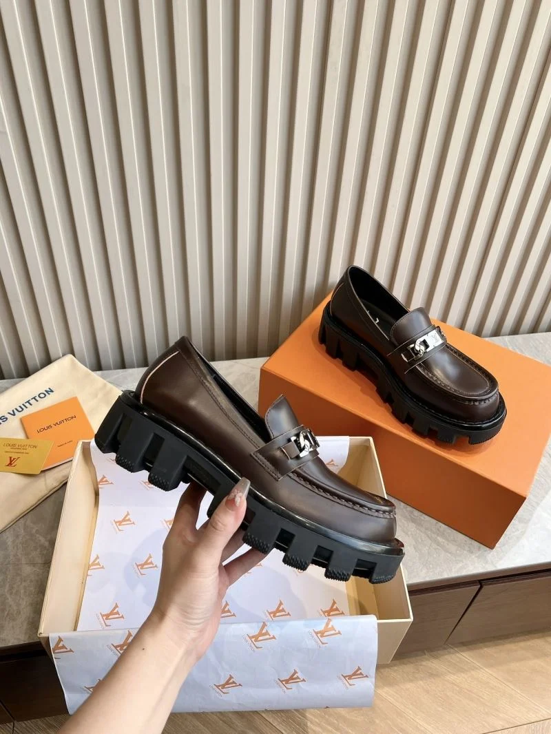 Official Louis Vuitton Low Shoes
