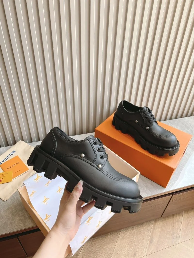 Louis Vuitton Low Shoes