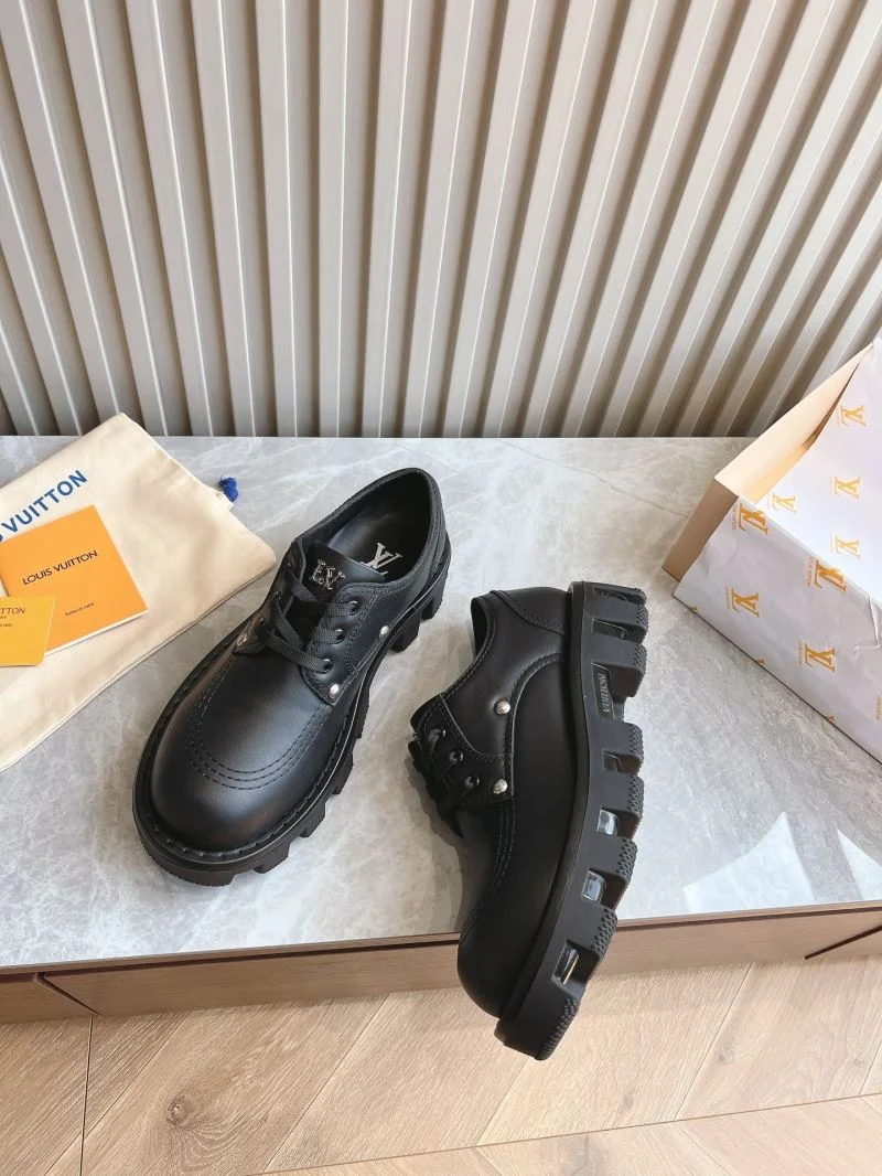Louis Vuitton Low Shoes