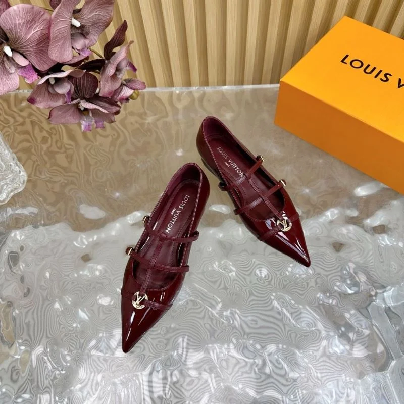 Low-cost Louis Vuitton Low Shoes