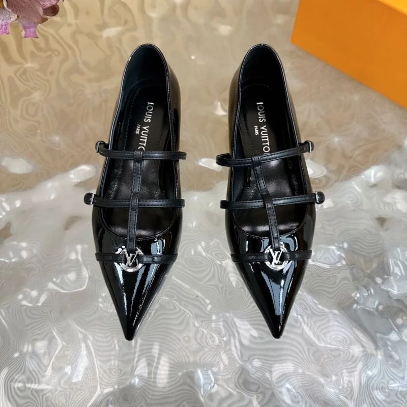 Cut-rate Louis Vuitton Low Shoes
