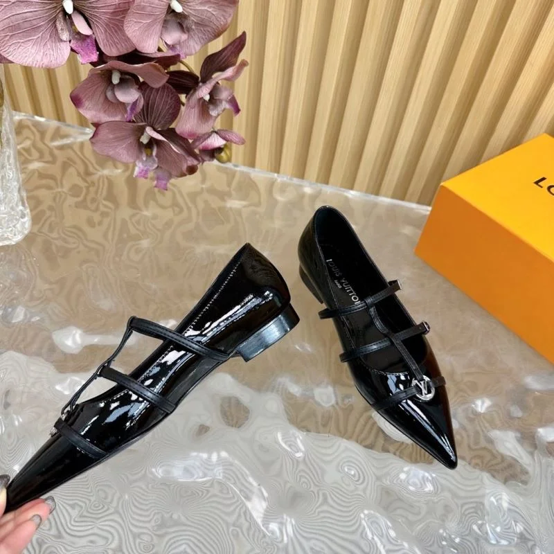Cut-rate Louis Vuitton Low Shoes