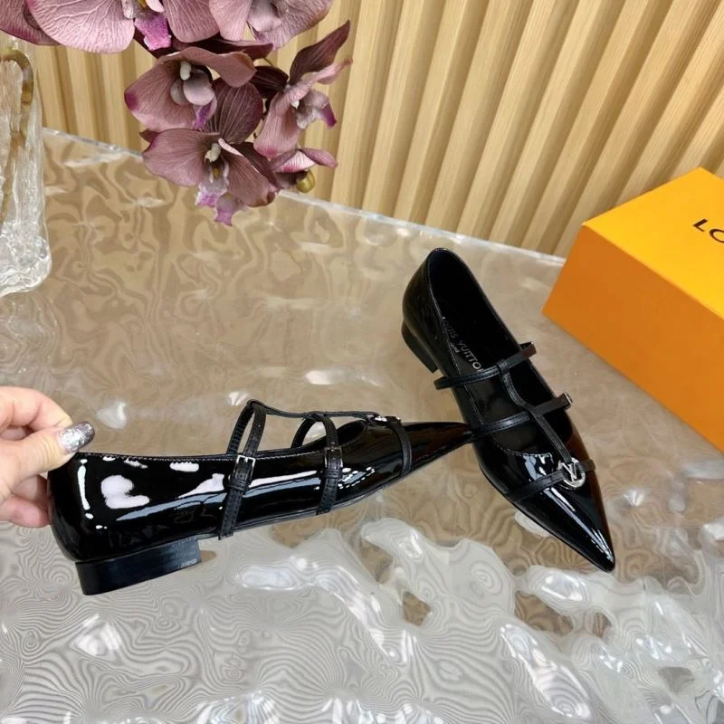 Cut-rate Louis Vuitton Low Shoes