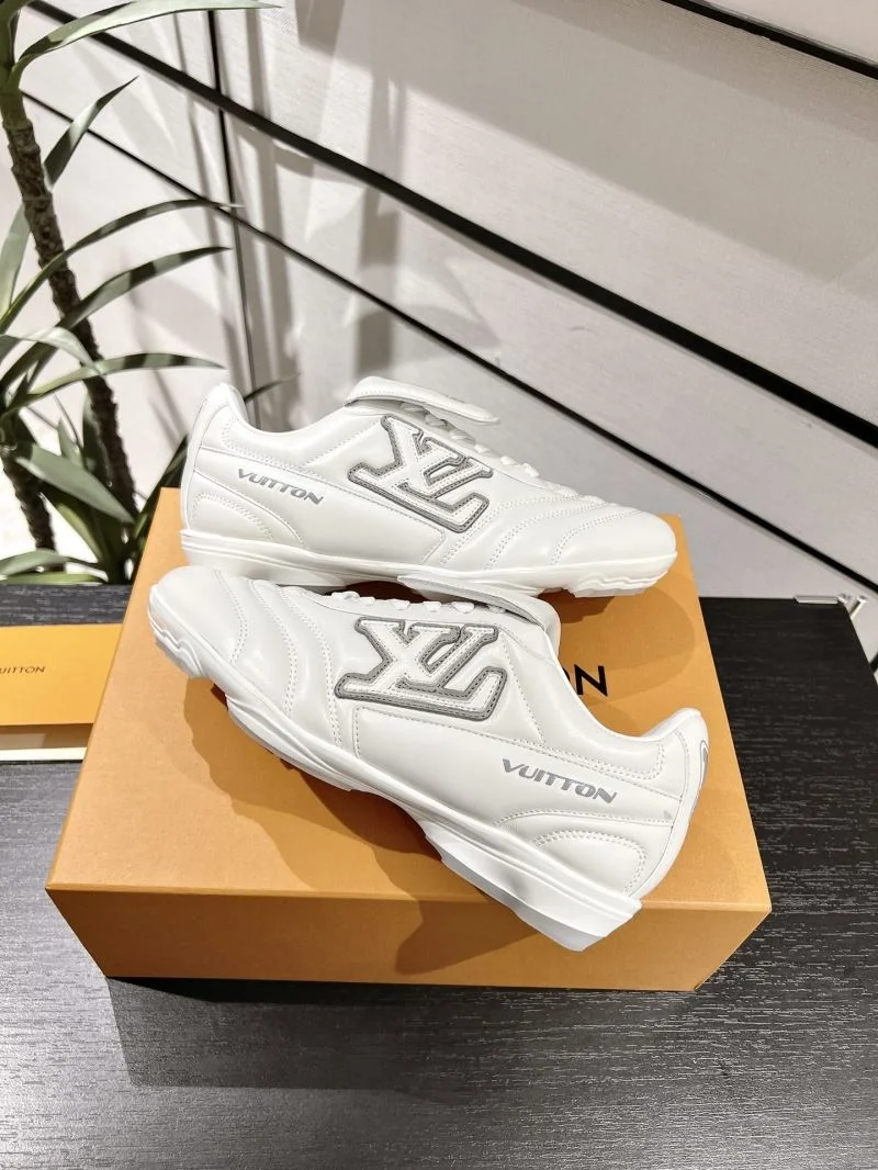 Top match Louis Vuitton Low Shoes