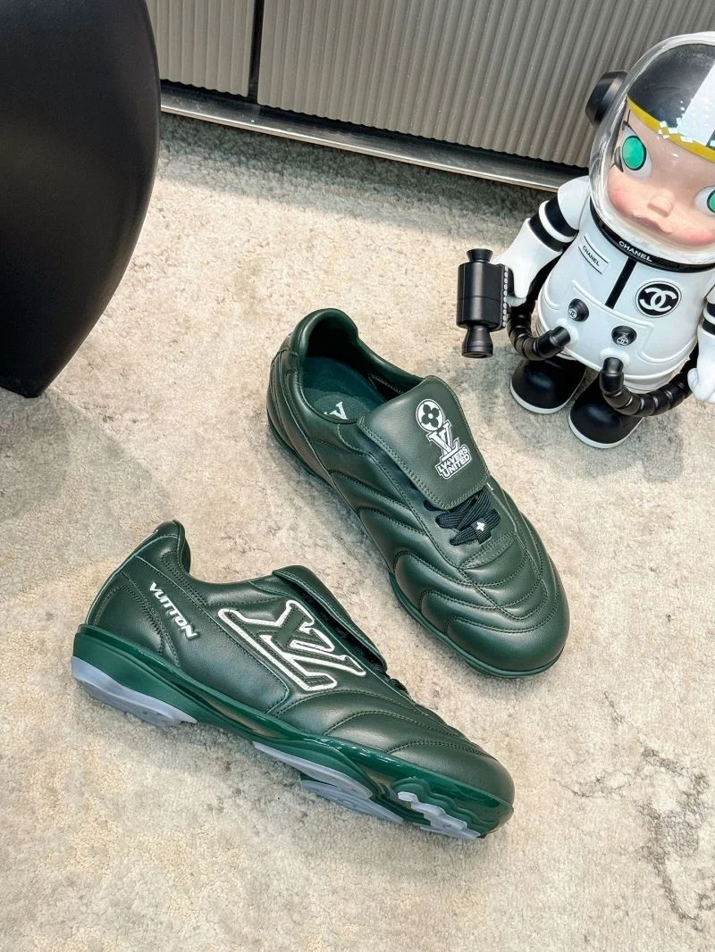 Louis Vuitton Low Shoes