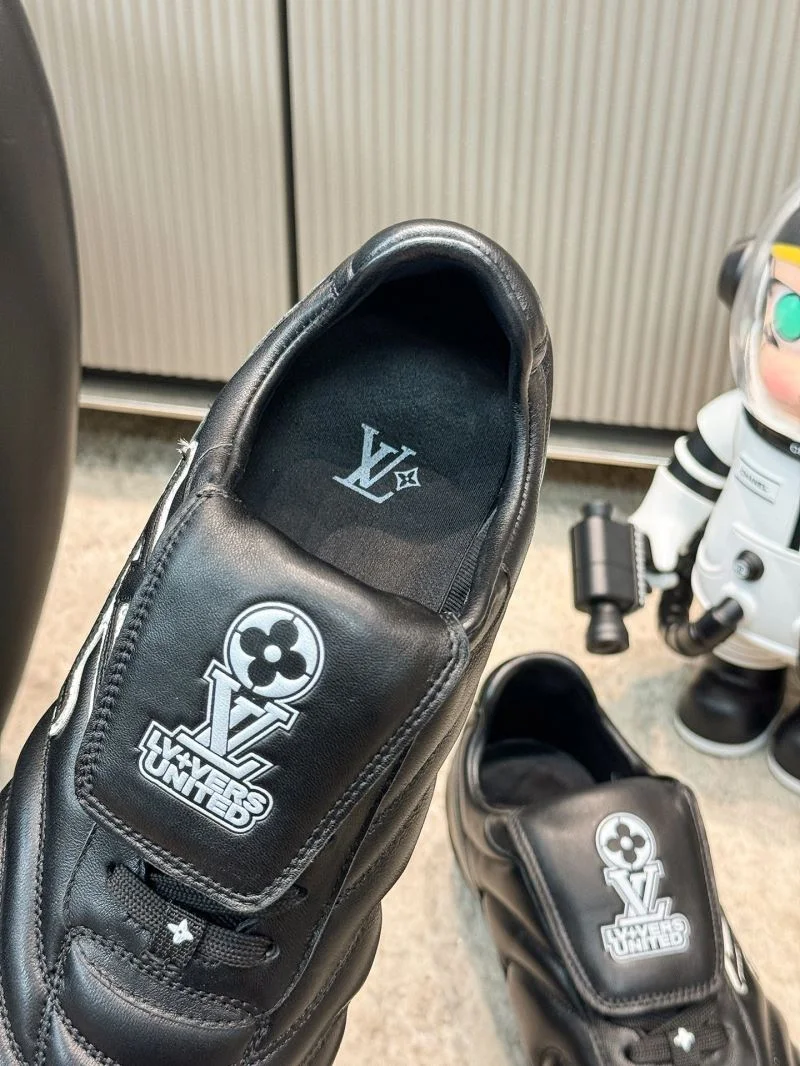 Louis Vuitton Low Shoes