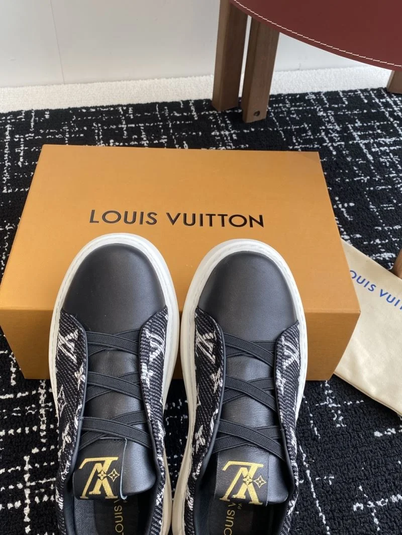 Cut-rate Louis Vuitton Low Shoes