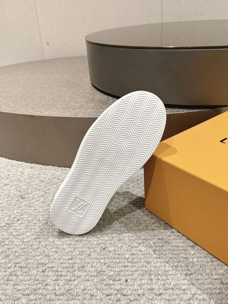 Louis Vuitton Low Shoes