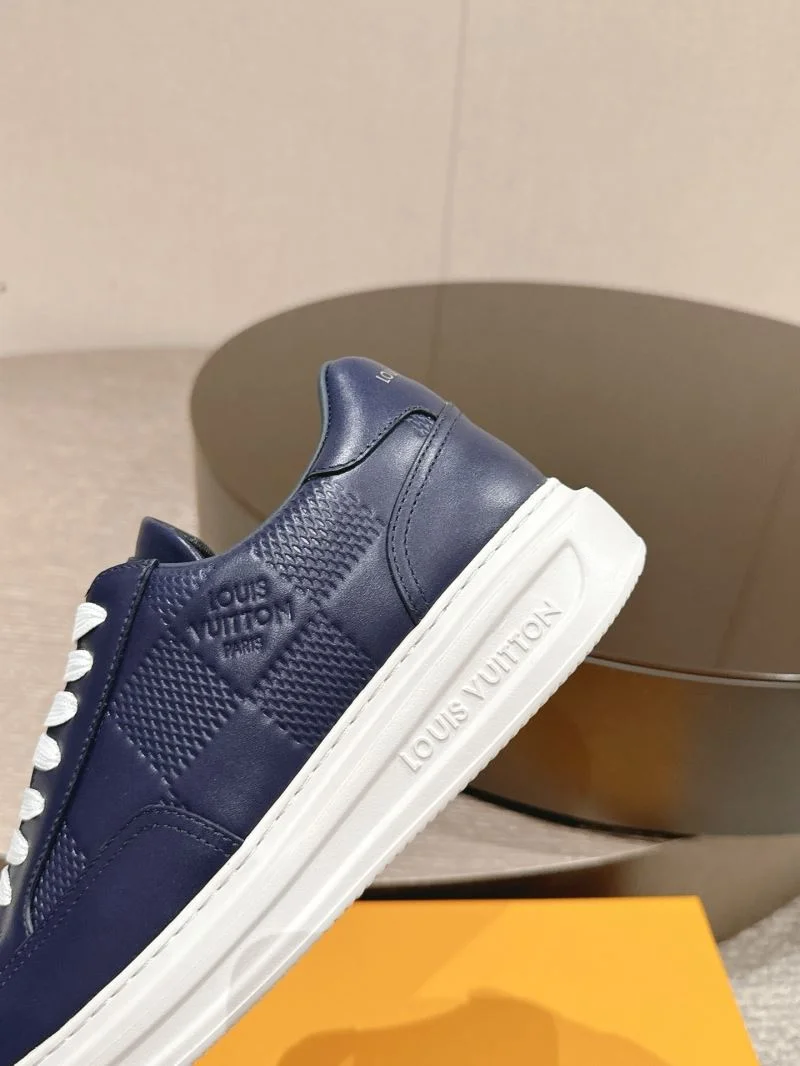 Accurate model Louis Vuitton Low Shoes