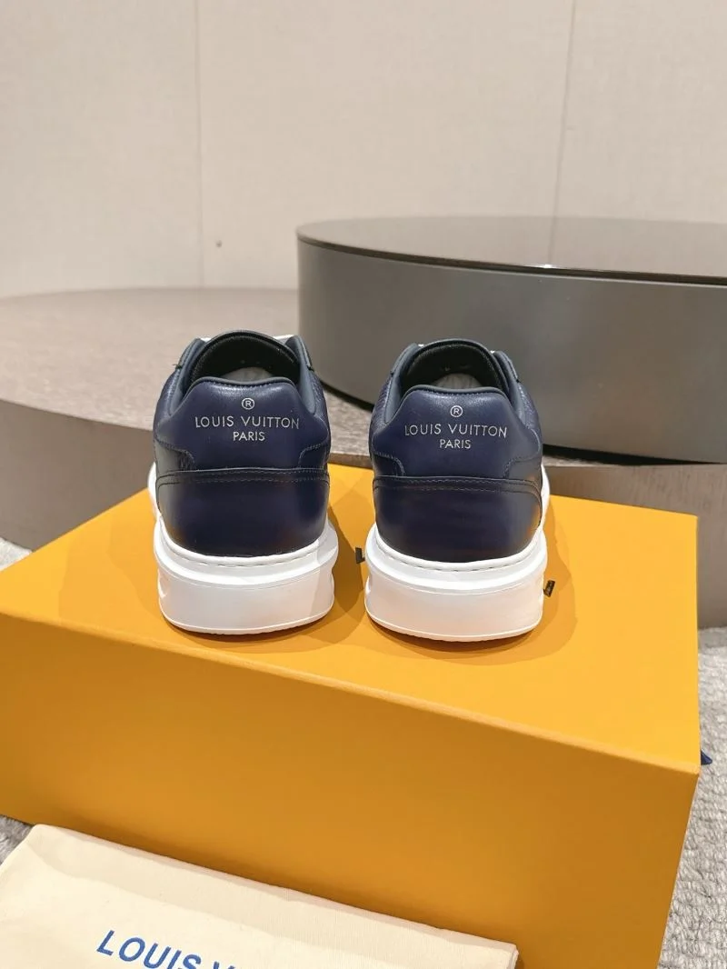 Accurate model Louis Vuitton Low Shoes