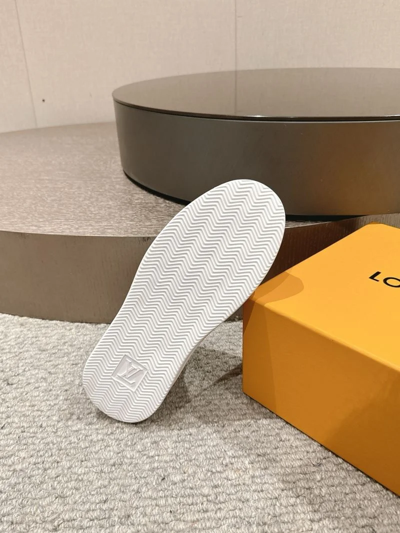 Louis Vuitton Low Shoes