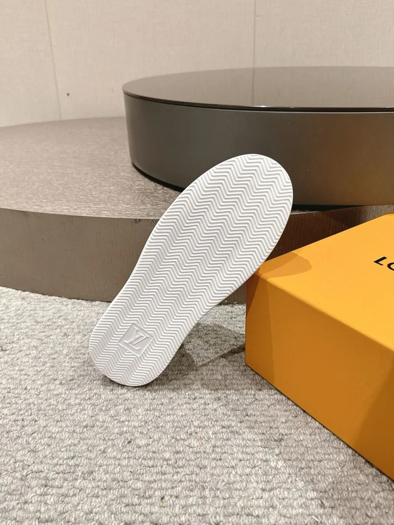 High accuracy Louis Vuitton Low Shoes
