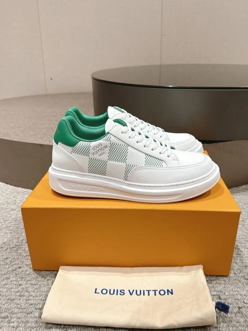 Top mirror Louis Vuitton Low Shoes
