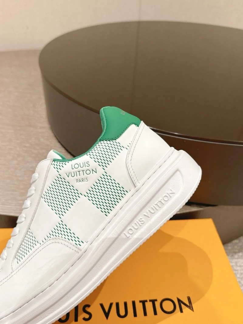 Top mirror Louis Vuitton Low Shoes