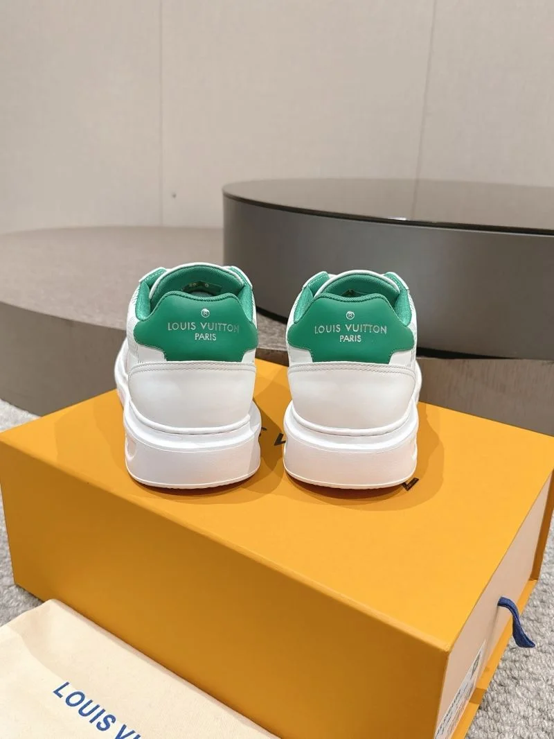 Top mirror Louis Vuitton Low Shoes