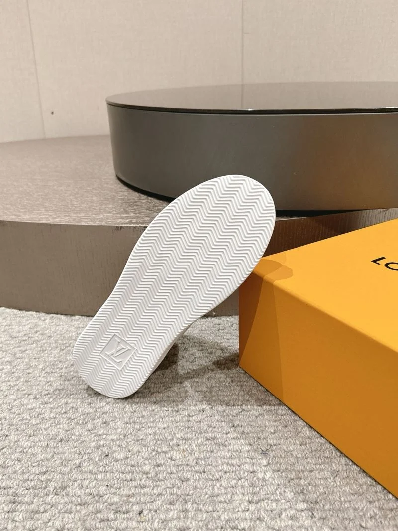 Louis Vuitton Low Shoes
