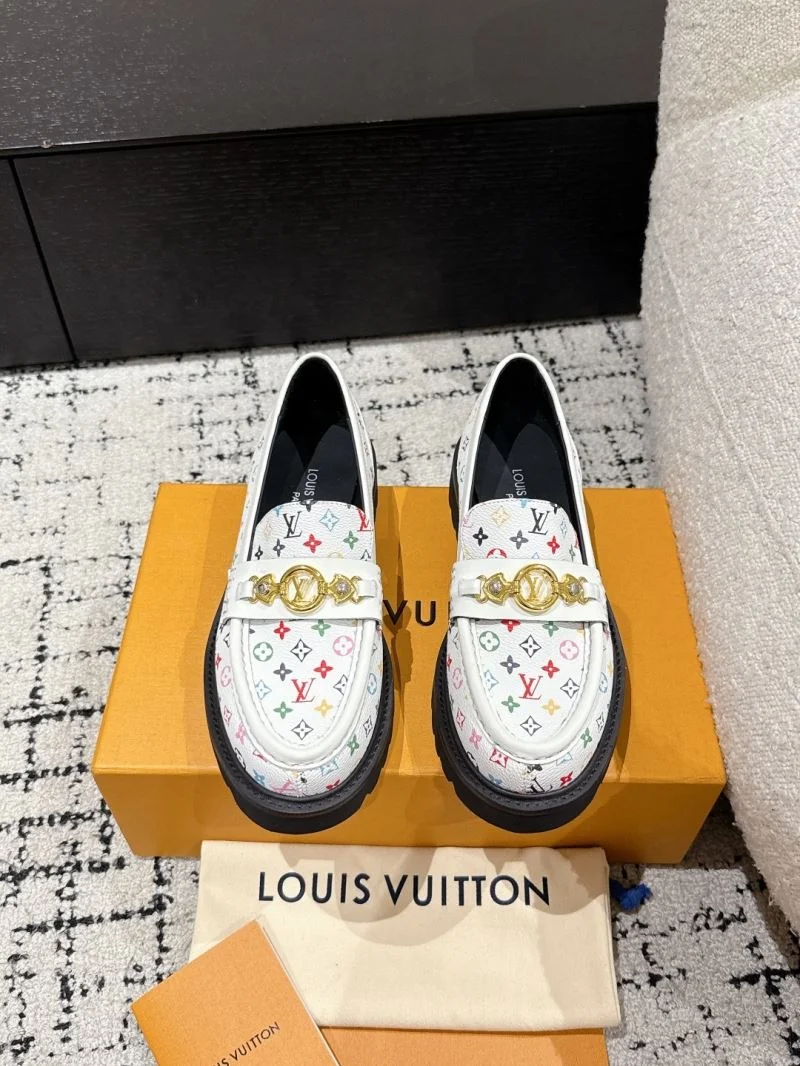 Louis Vuitton Low Shoes