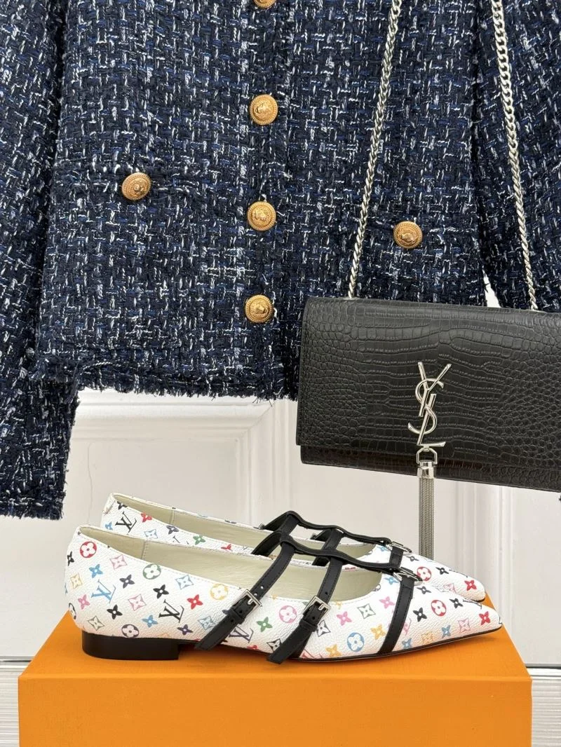 Louis Vuitton Low Shoes
