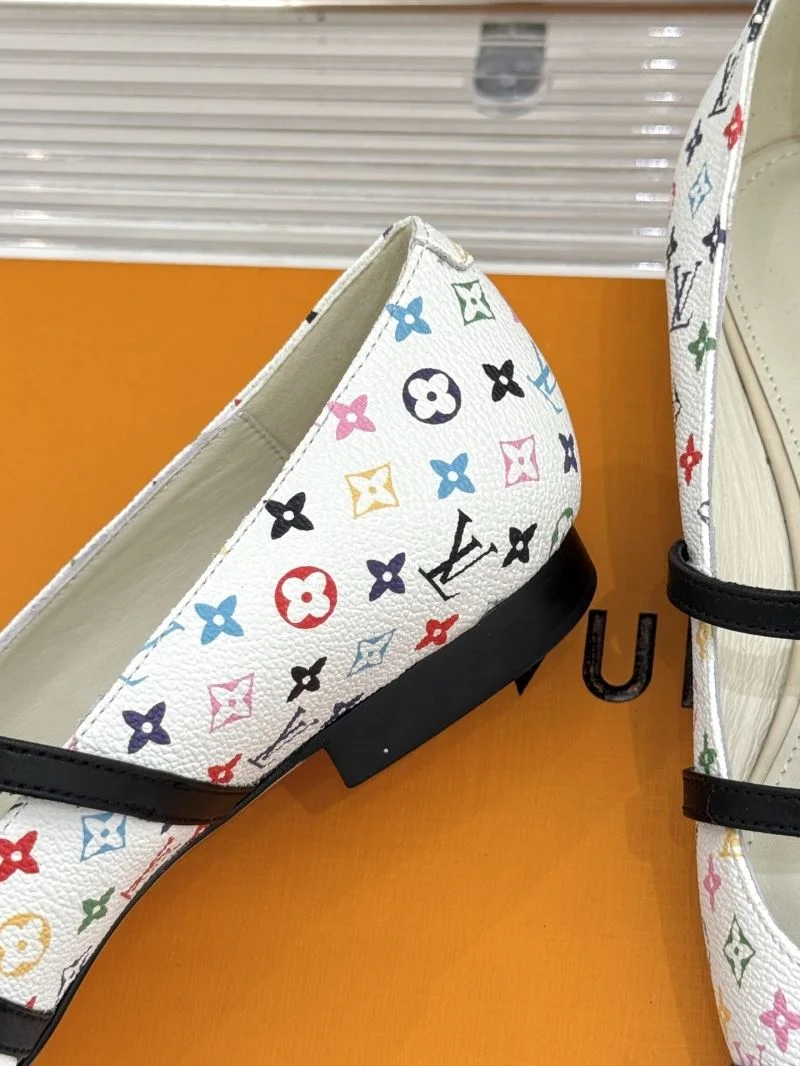 Official Louis Vuitton Low Shoes