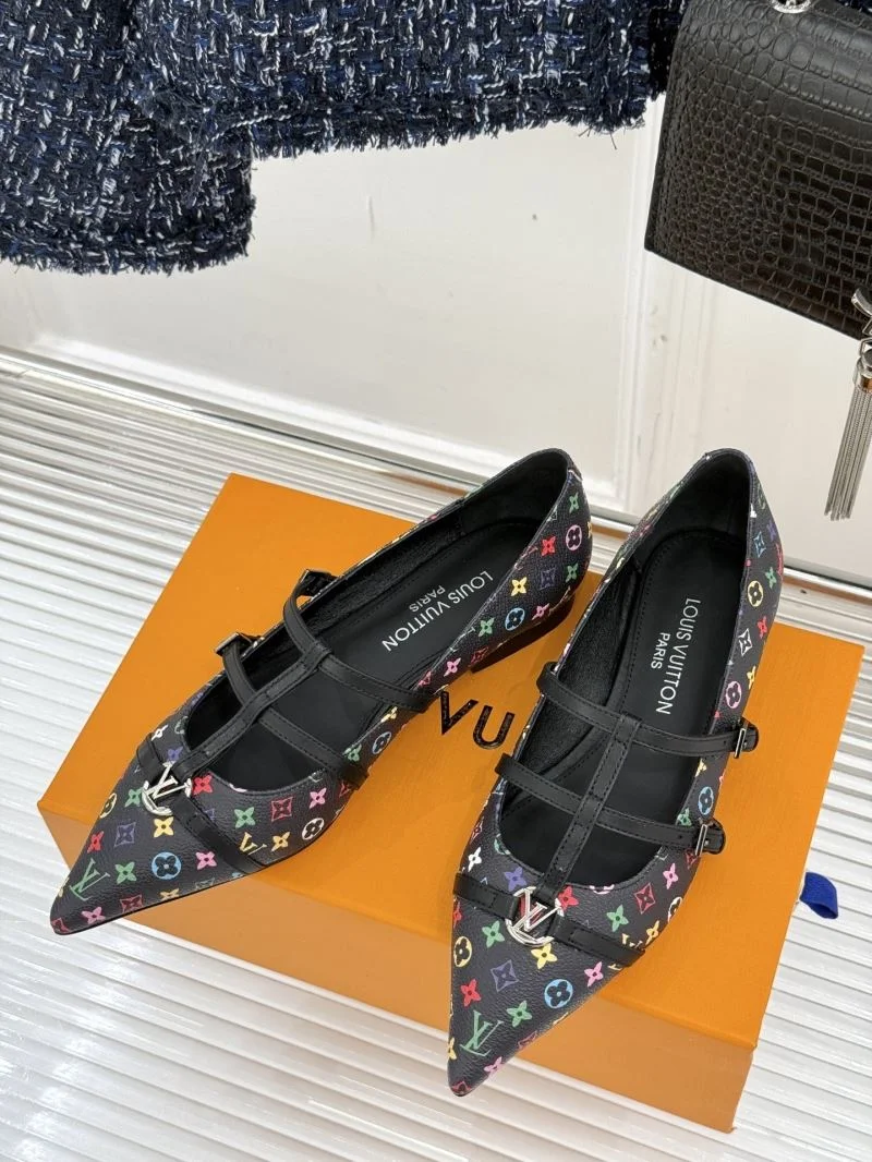 Legit Louis Vuitton Low Shoes