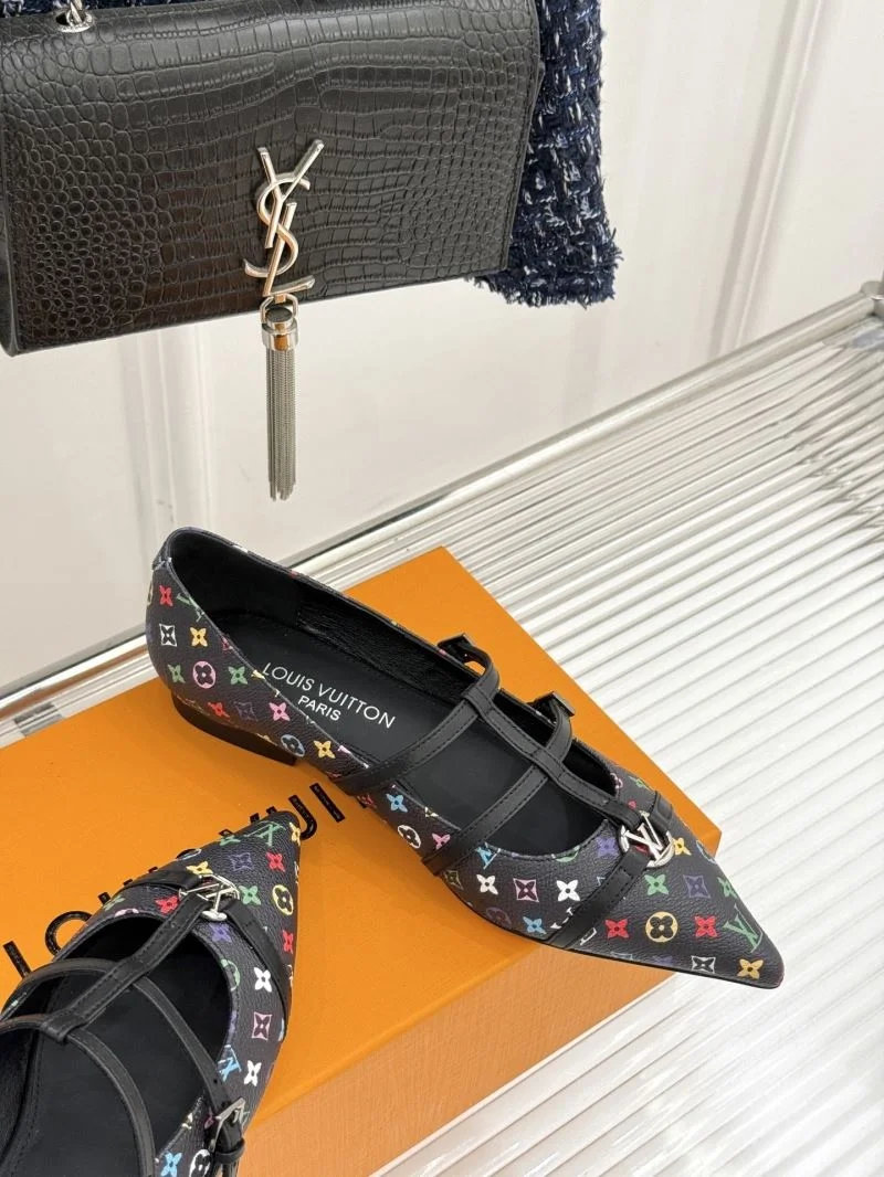 Legit Louis Vuitton Low Shoes
