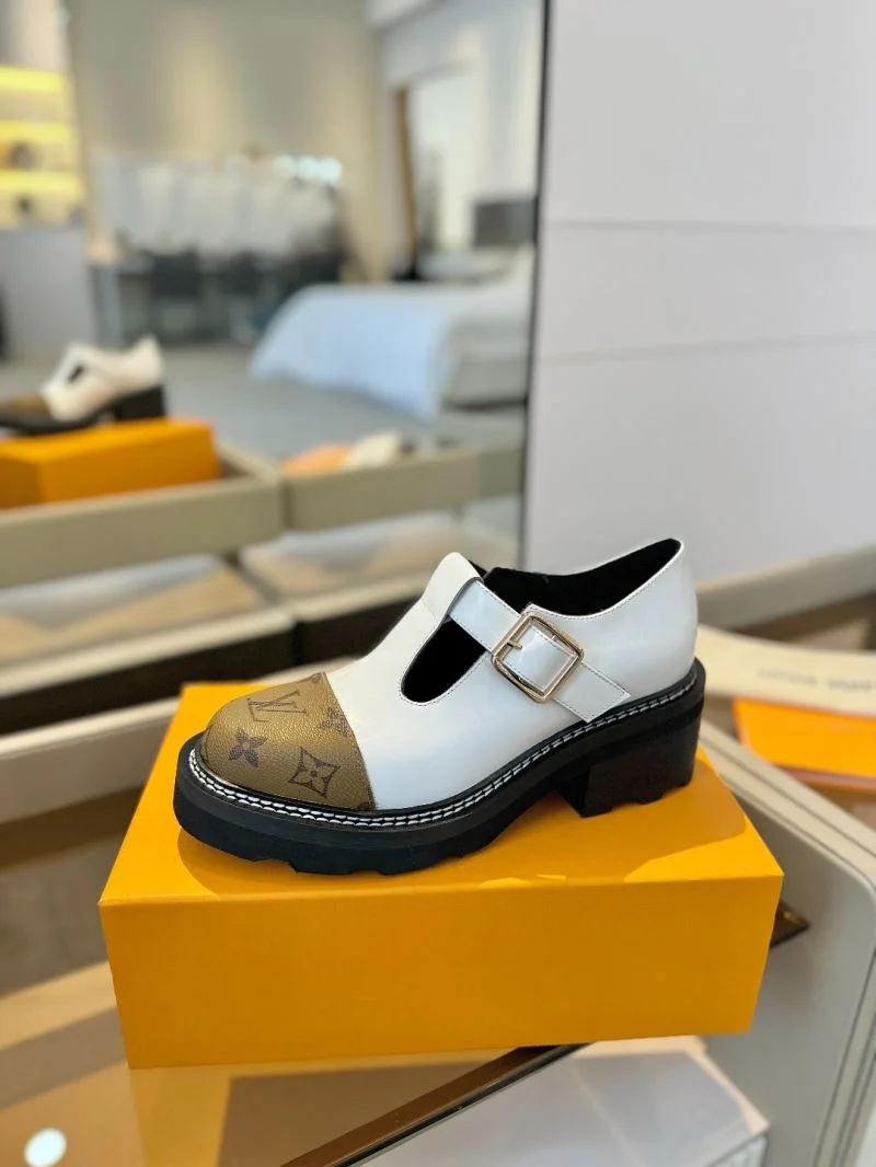 Louis Vuitton Low Shoes