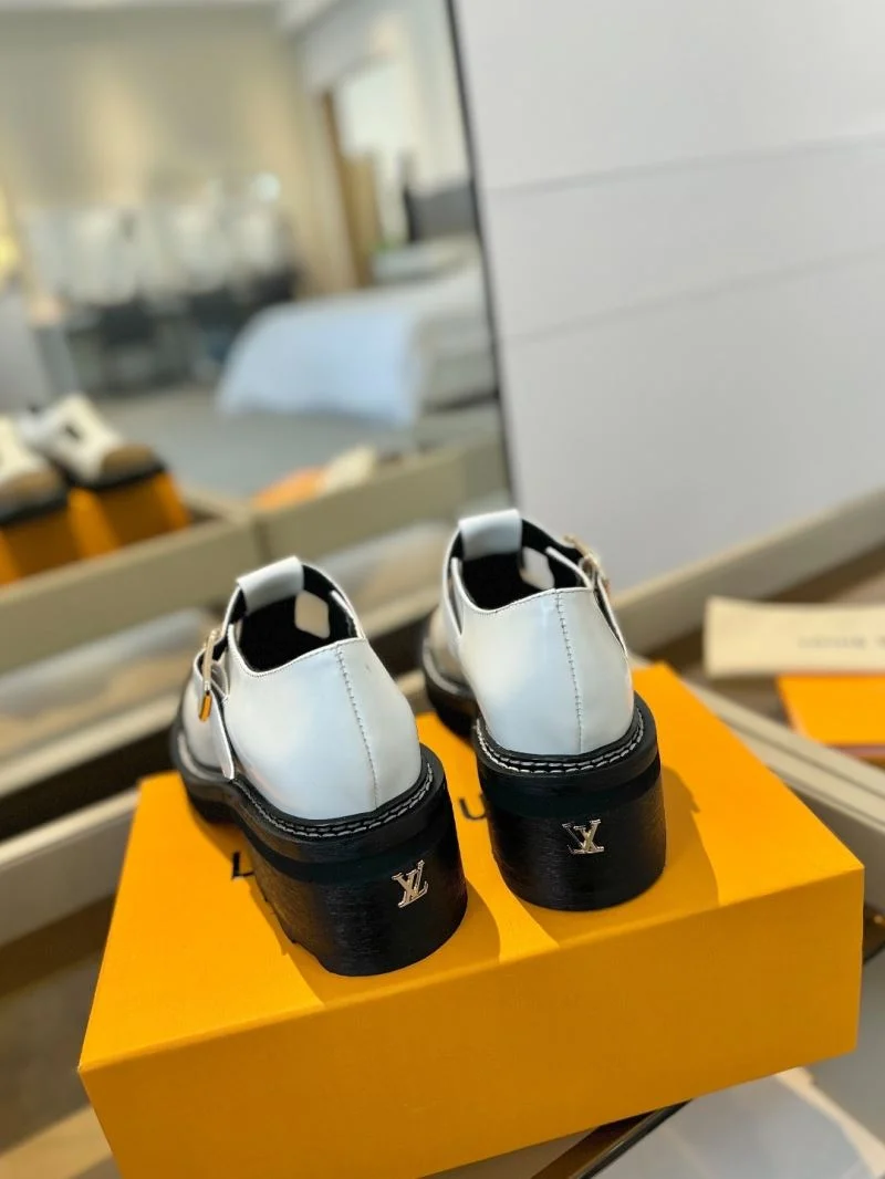 Real Louis Vuitton Low Shoes