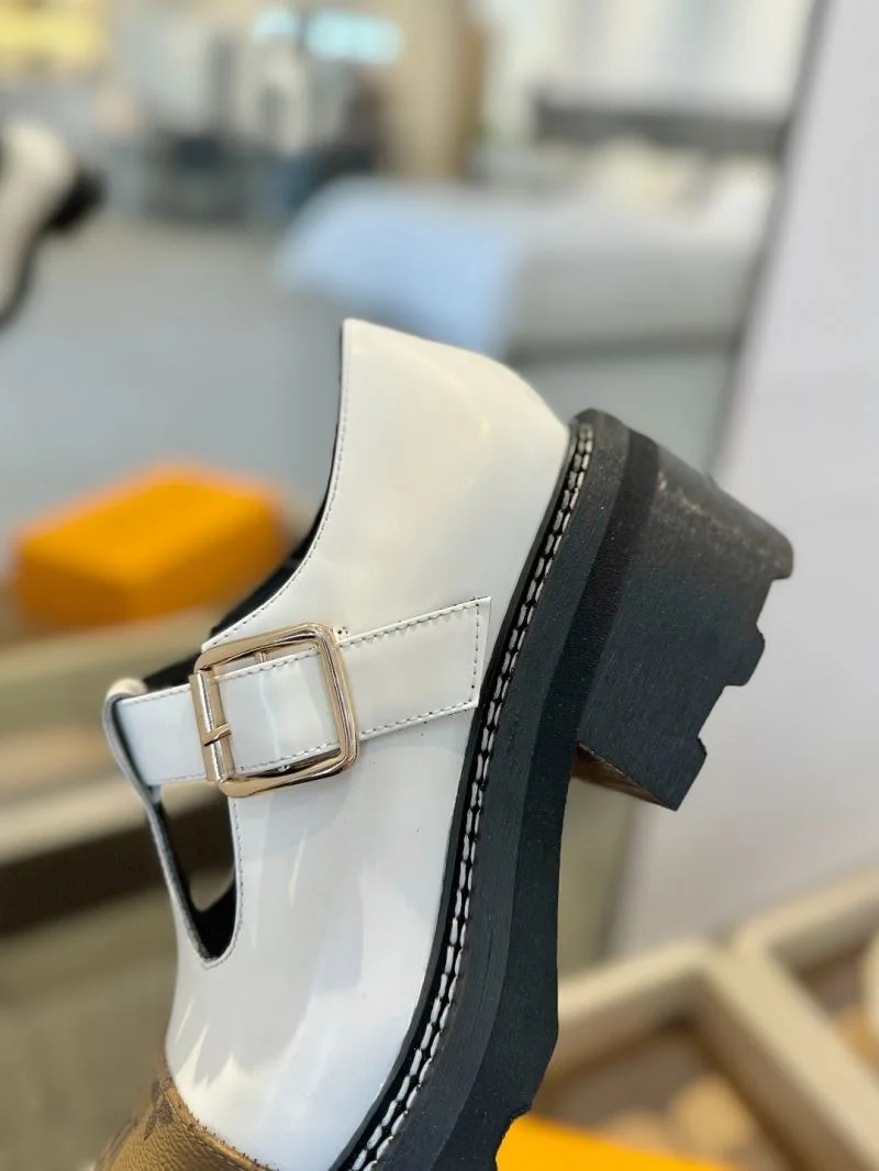 Real Louis Vuitton Low Shoes