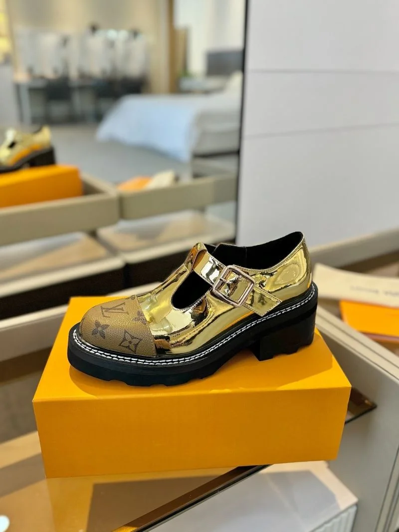 Louis Vuitton Low Shoes