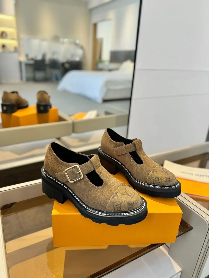 Real Louis Vuitton Low Shoes