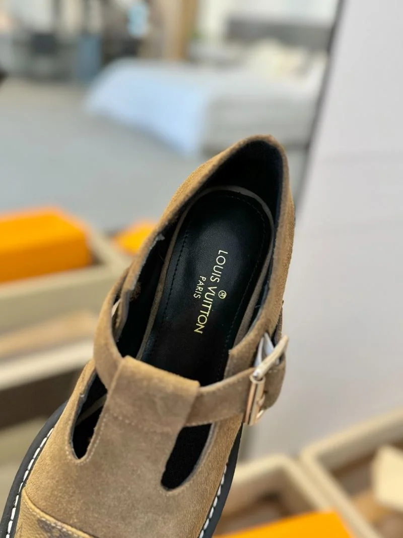 Real Louis Vuitton Low Shoes