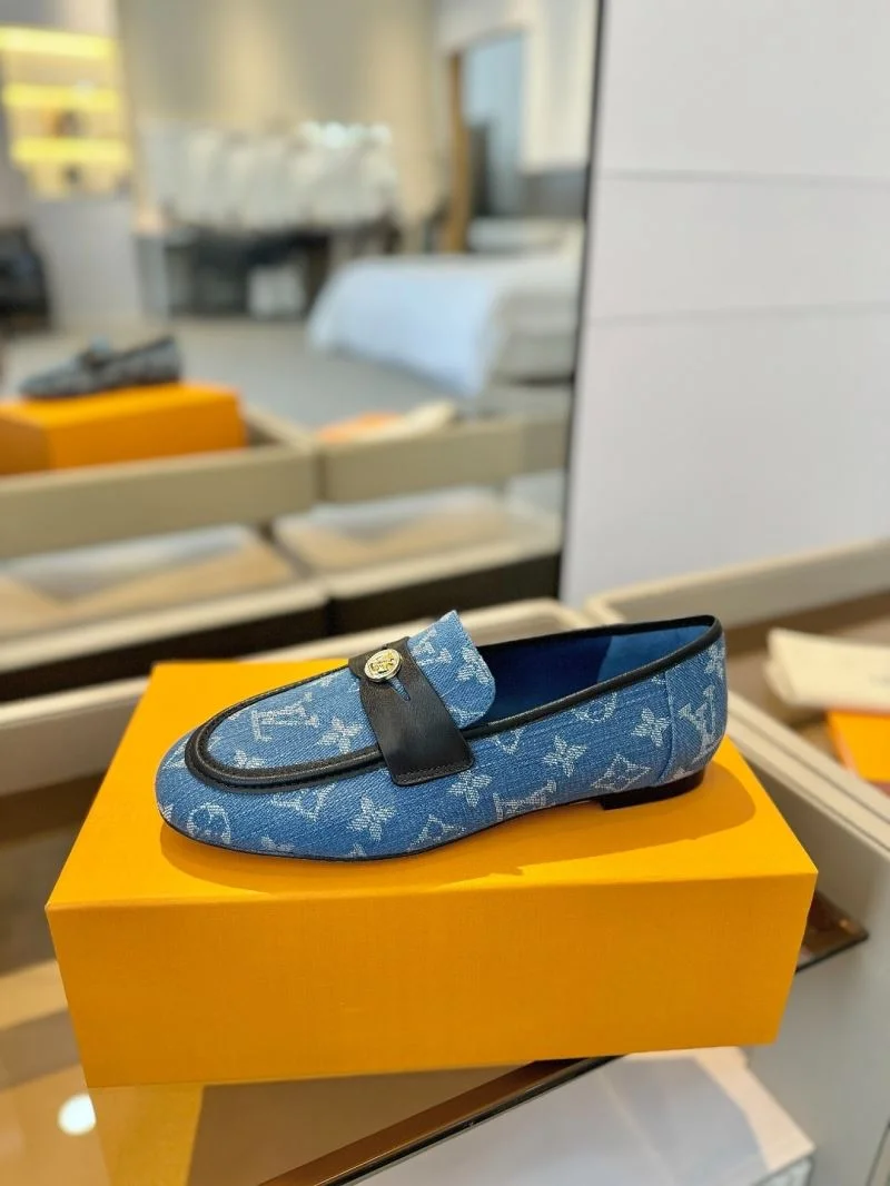 Louis Vuitton Low Shoes