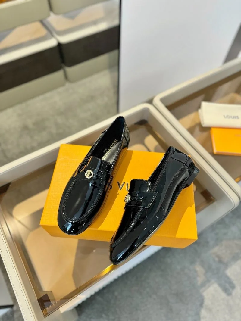 Budget-friendly Louis Vuitton Low Shoes