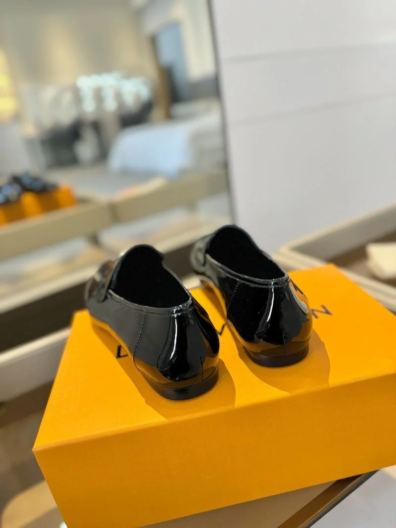 Budget-friendly Louis Vuitton Low Shoes
