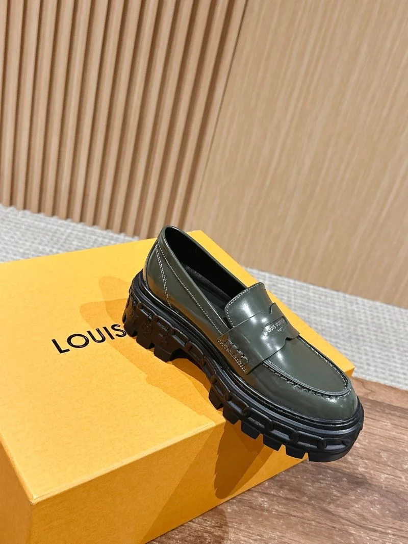 Discounted Louis Vuitton Low Shoes