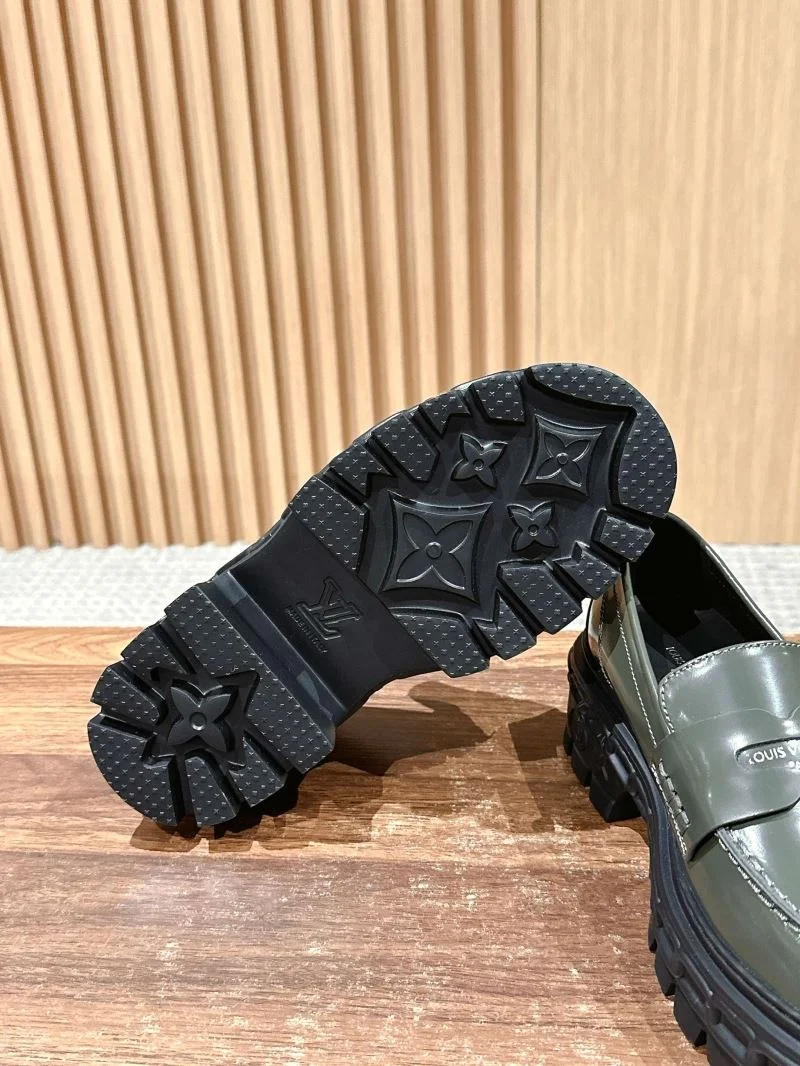 Discounted Louis Vuitton Low Shoes