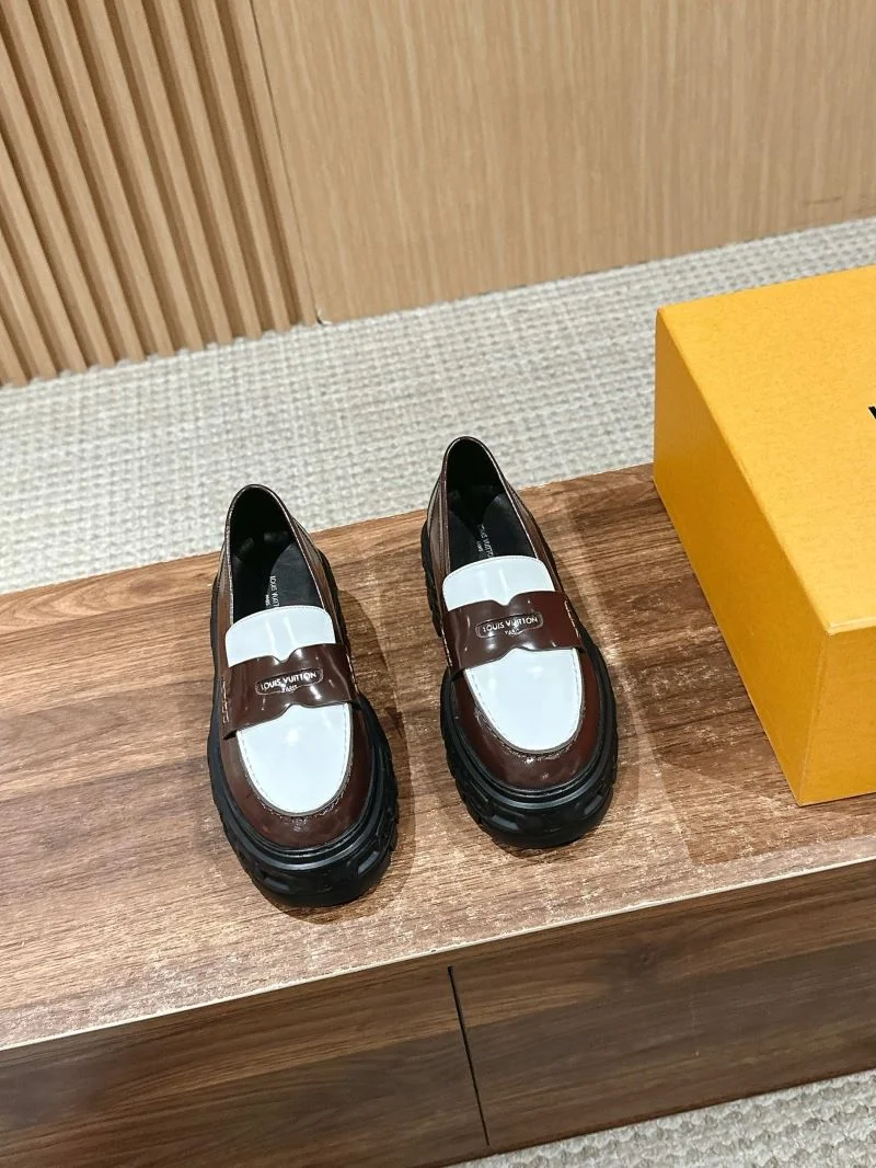 Louis Vuitton Low Shoes
