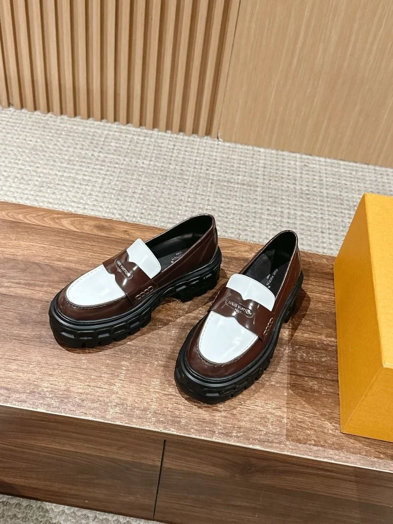 Top match Louis Vuitton Low Shoes